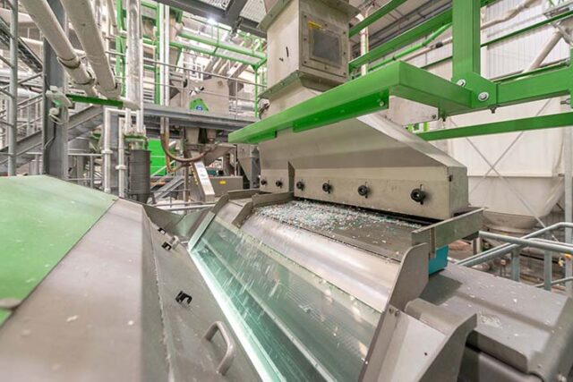 Veolia expands plastic recycling operations - Food and Drink Technology